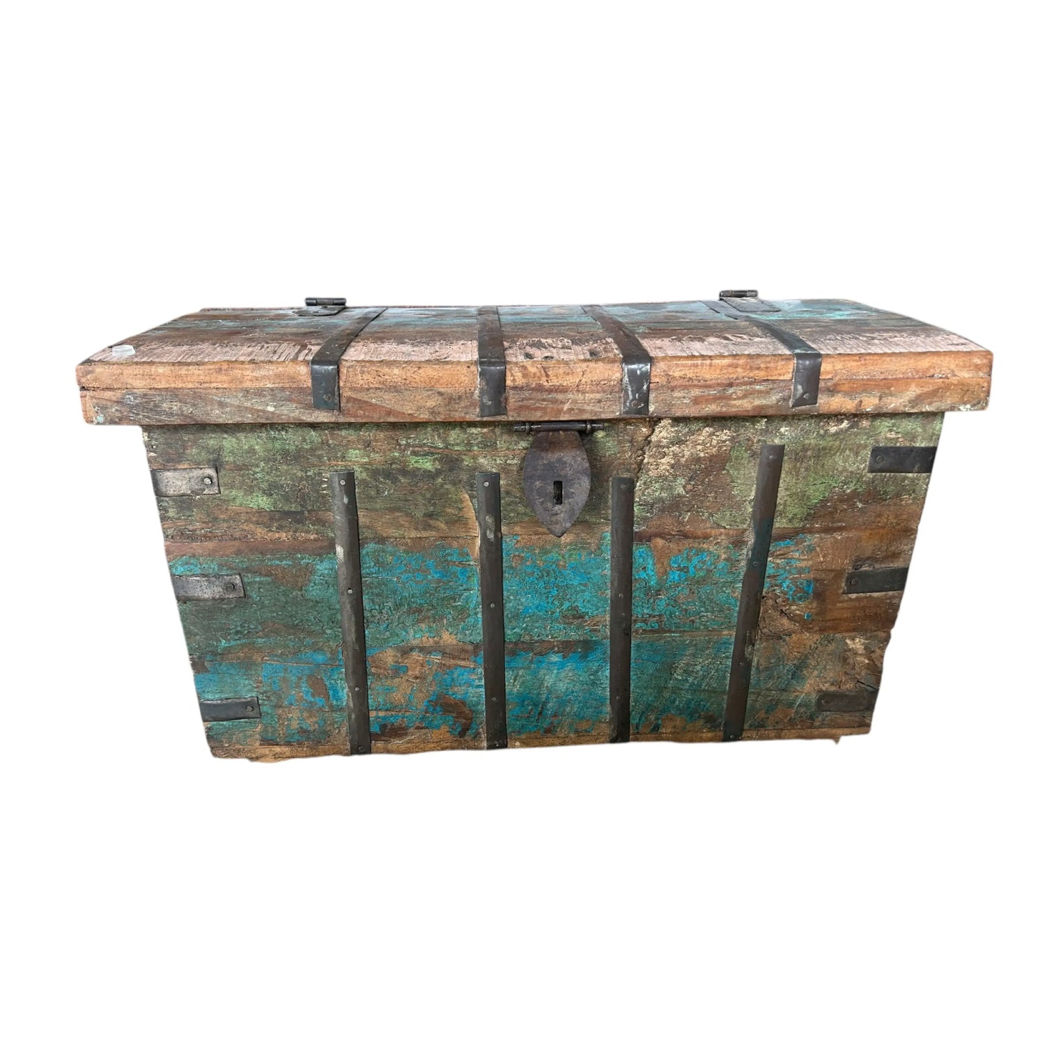 Vintage Distressed Storage Chest on Wheels – The Broward Design Center